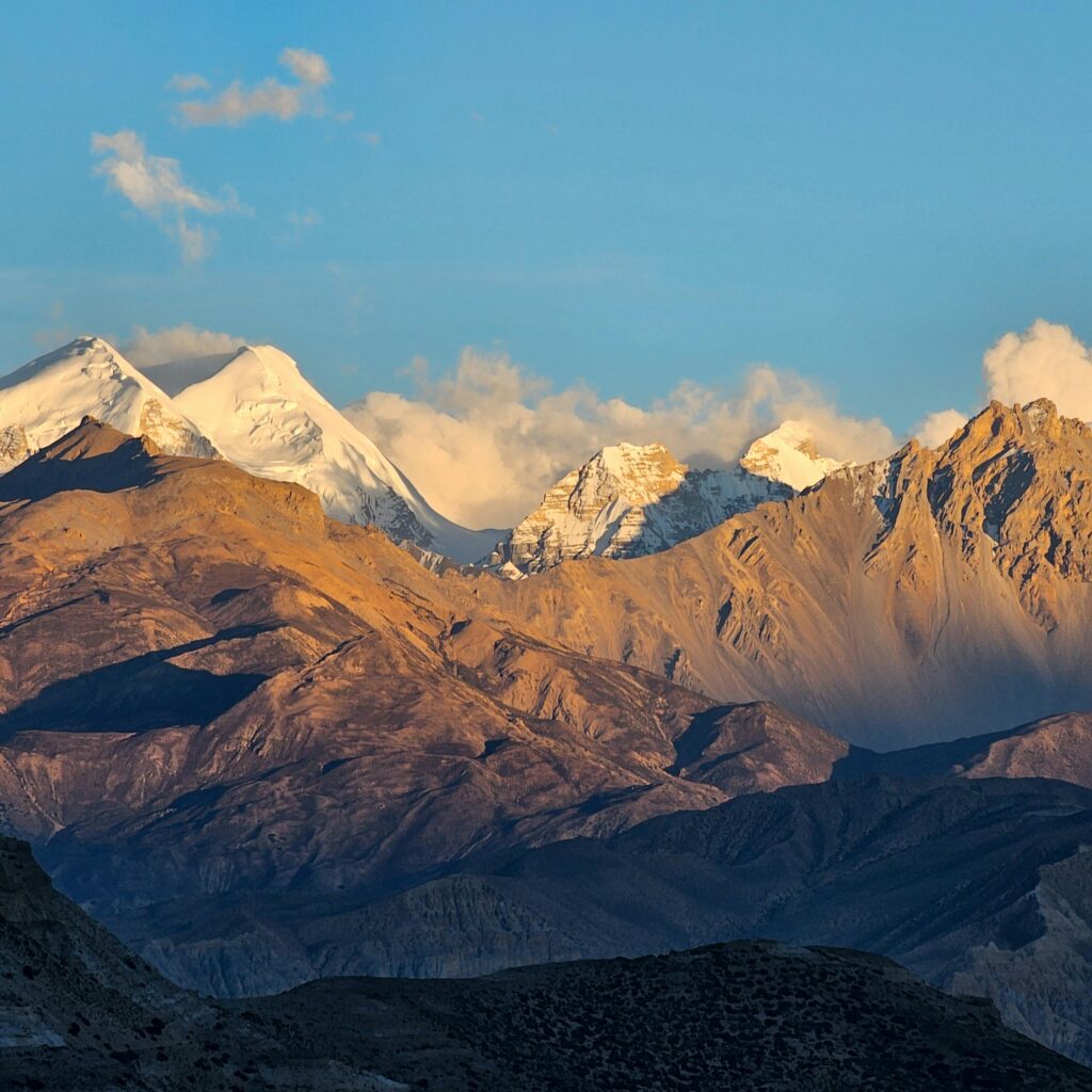 6-Days Lower Mustang Trek – Kagbeni, Muktinath & Wild Views